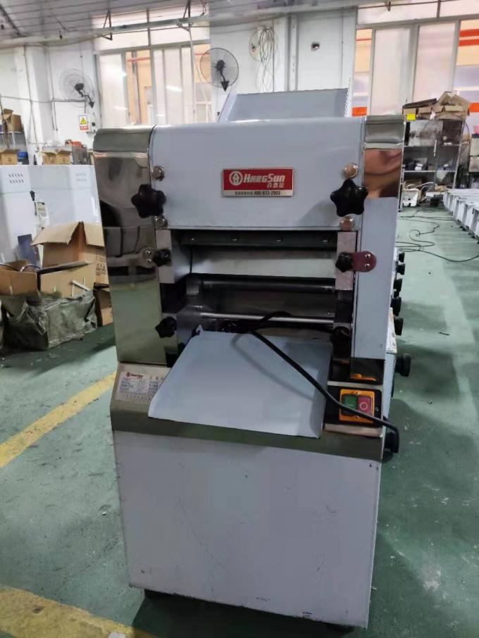 1.5kw Auto Vegetable Noodle Making Machine 30kg Capacity